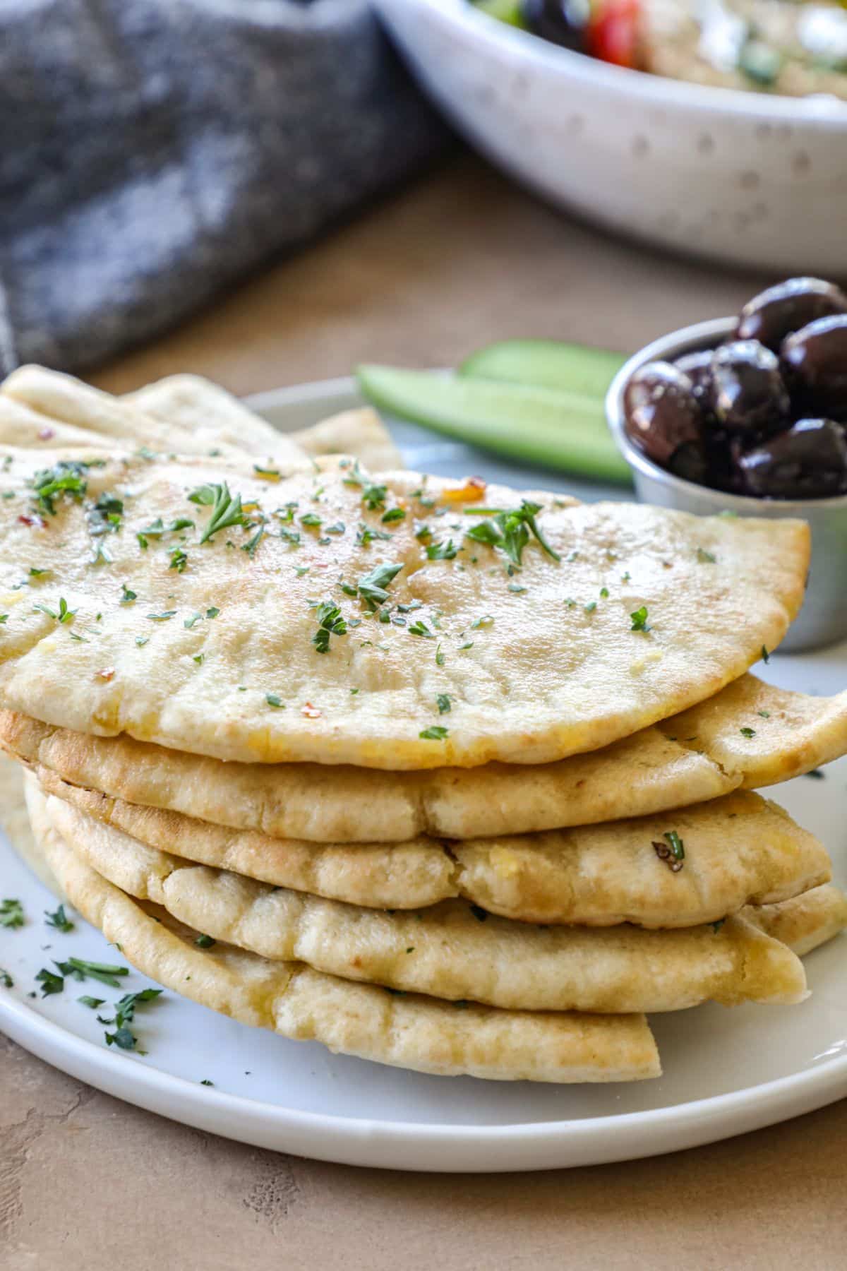 Garlic Pita Bread Recipe - Bonappeteach