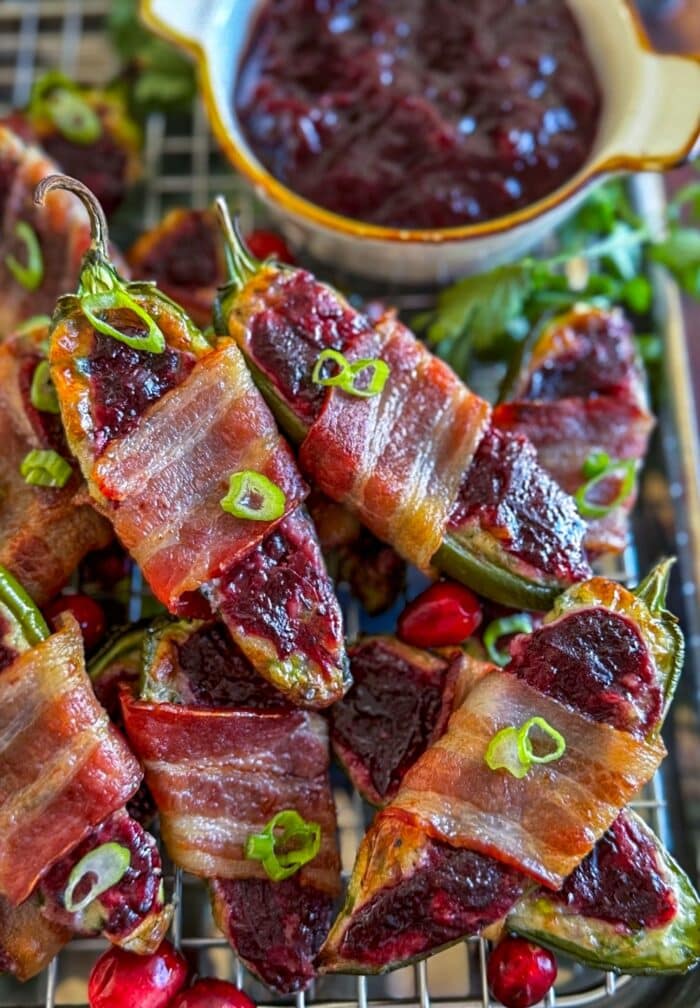 Cranberry Brie Jalapeno Poppers Recipe - Bonappeteach